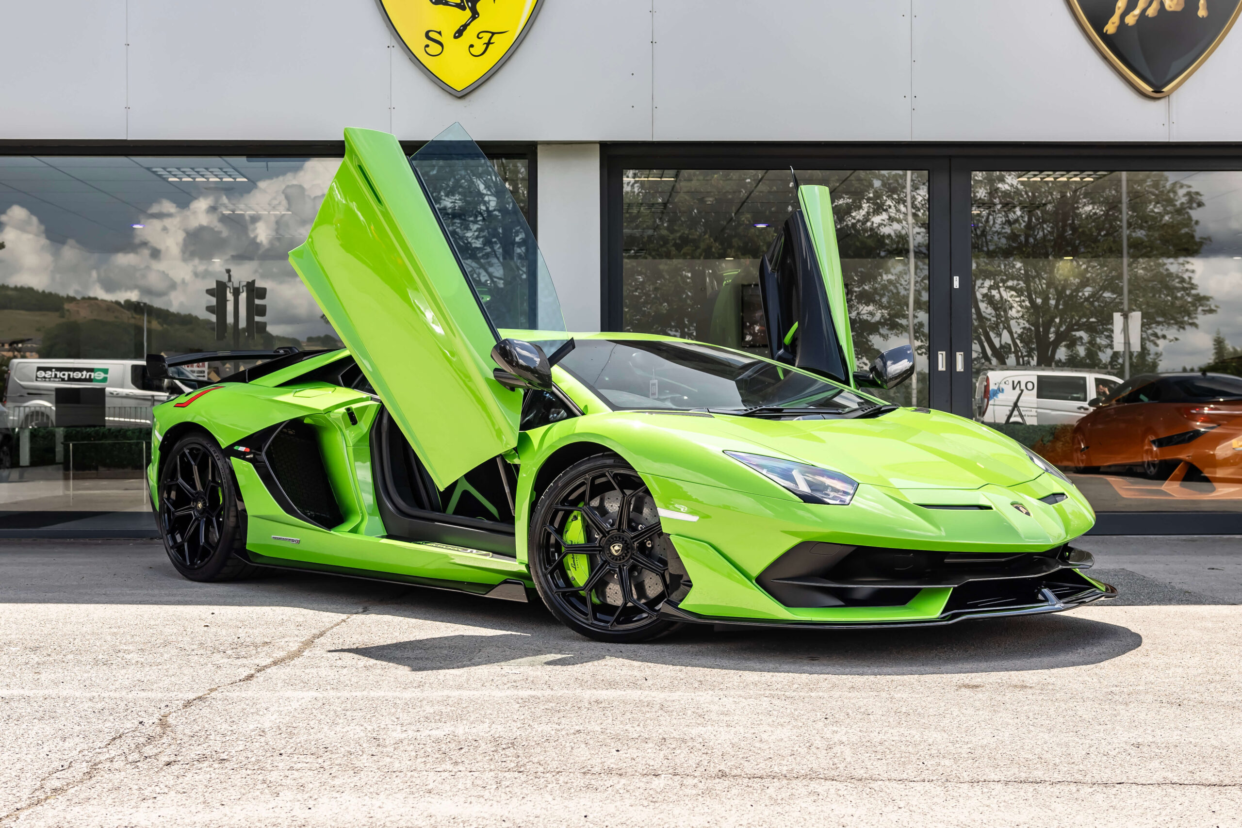 Lamborghini Aventador SVJ Green - Oasis Limo